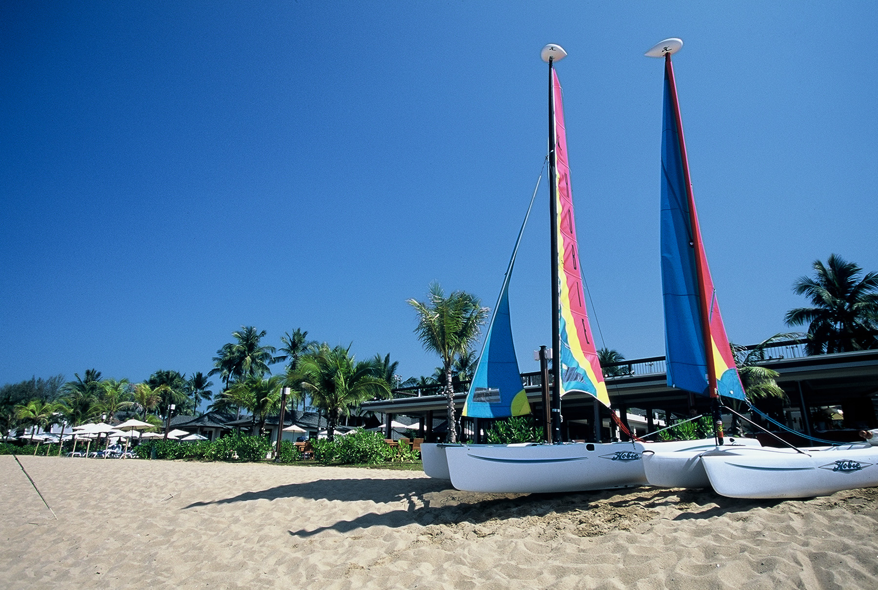 Res till Khao Lak - Upplev Thailands regnskog med CPT